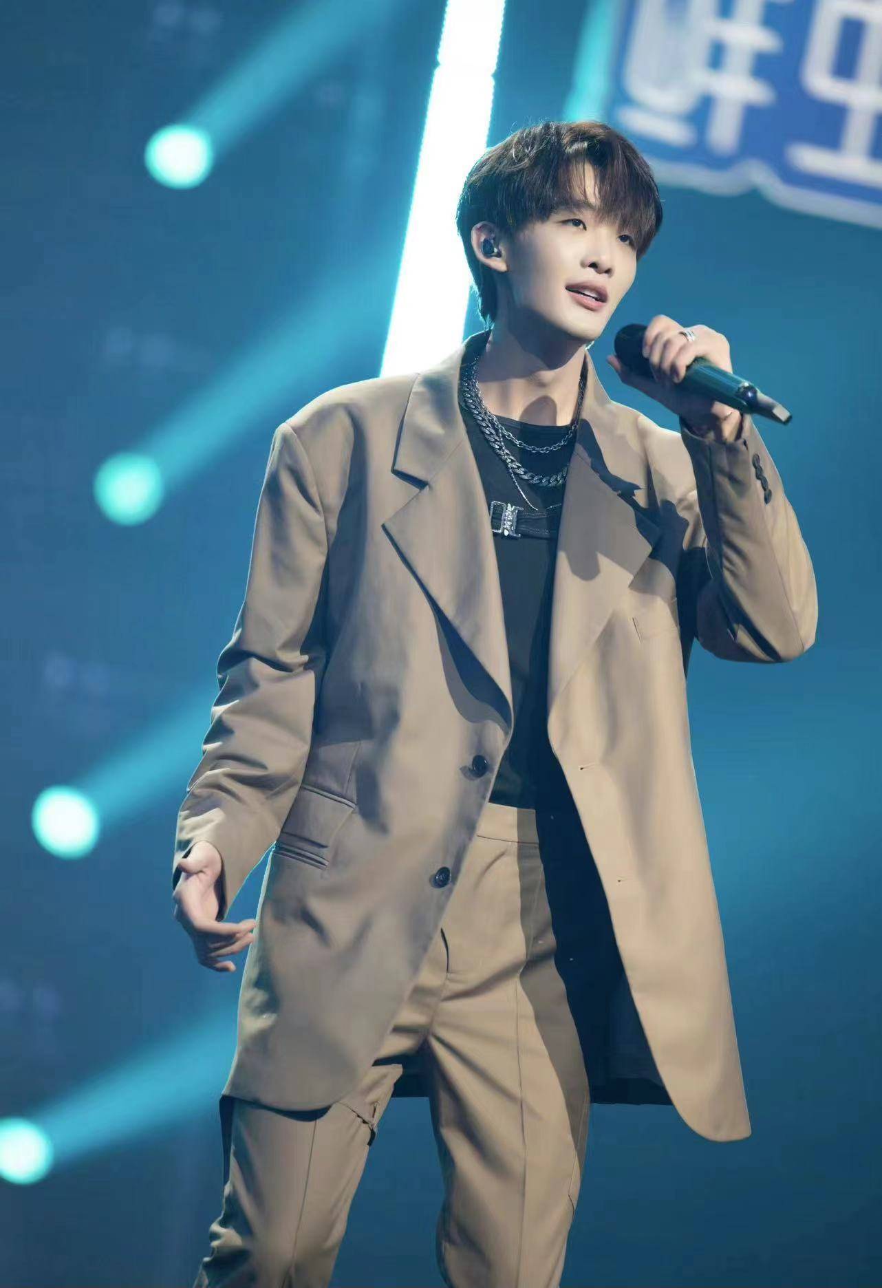 Heat monomer! Wang Heye bid farewell to "The Voice of God 4" - iNEWS