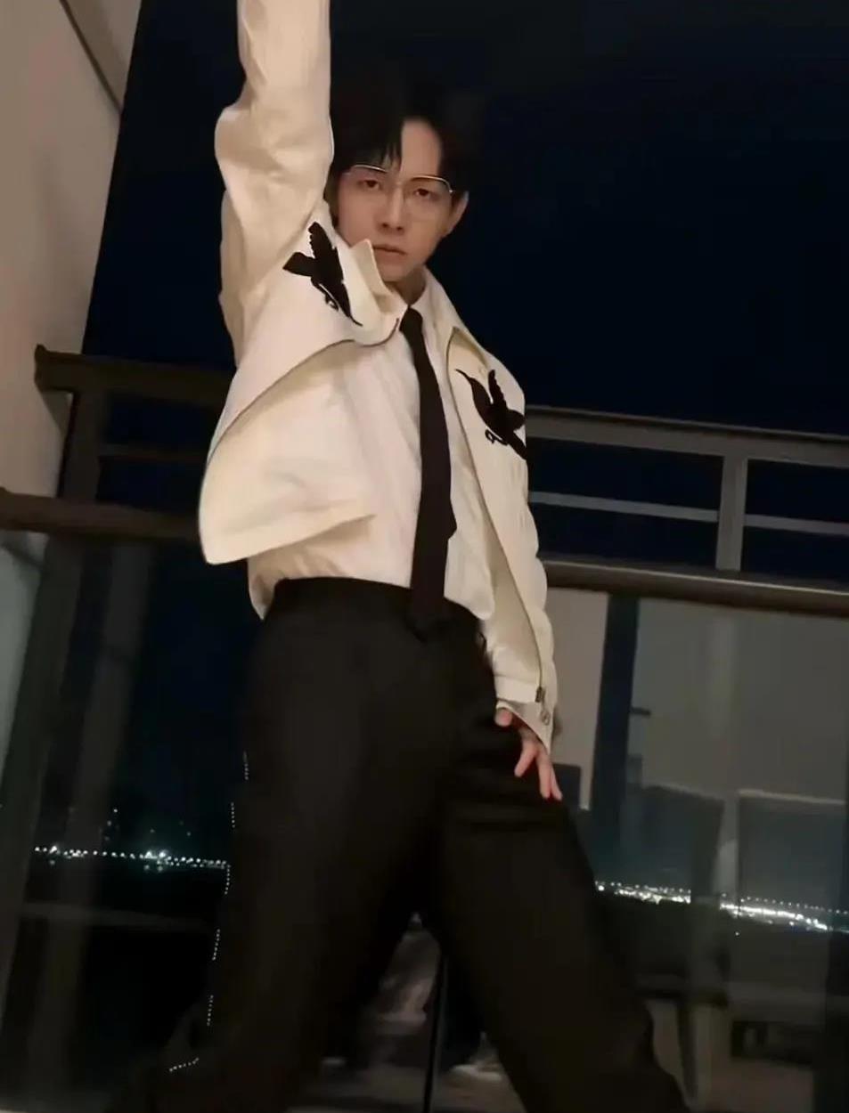 I can't live without laughing! JJ Lin issued an angry statement in ...