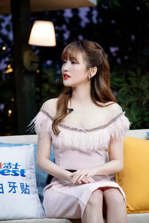 Jin Sha, singer, actress, beautiful and moving - iNEWS