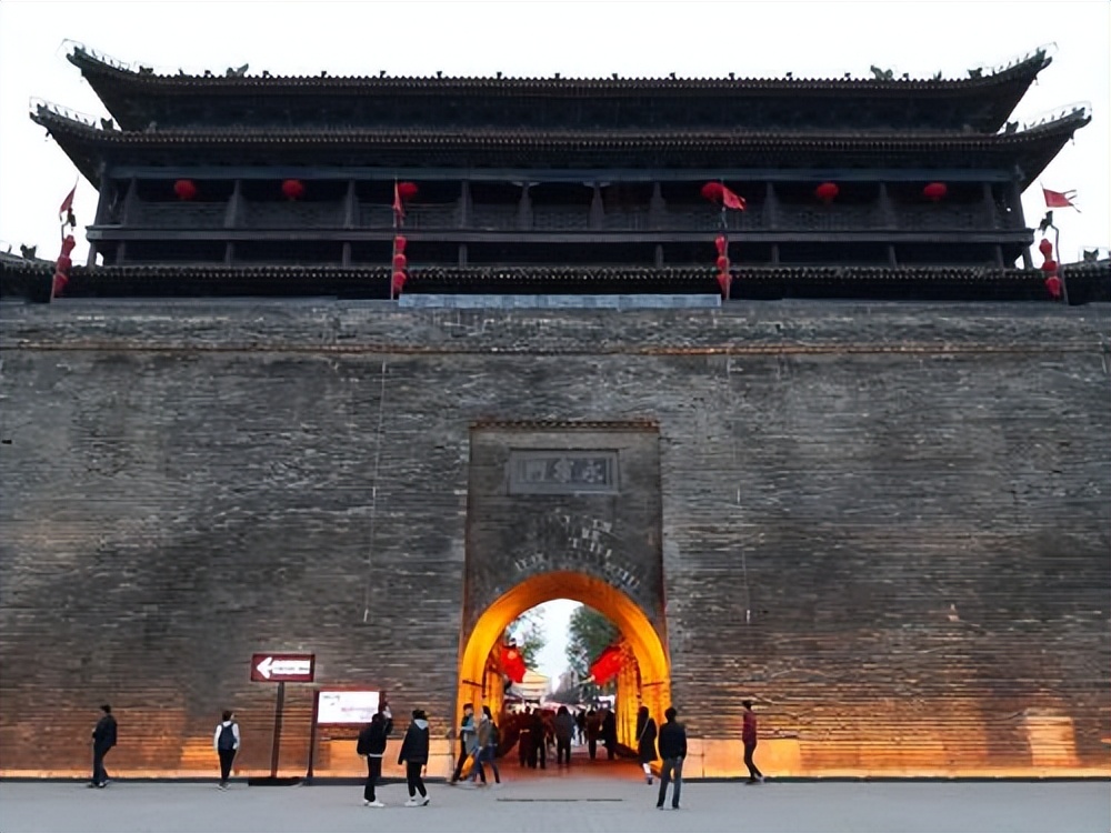 Real shots of the south gate of ancient Chang'an city, Yongning gate ...