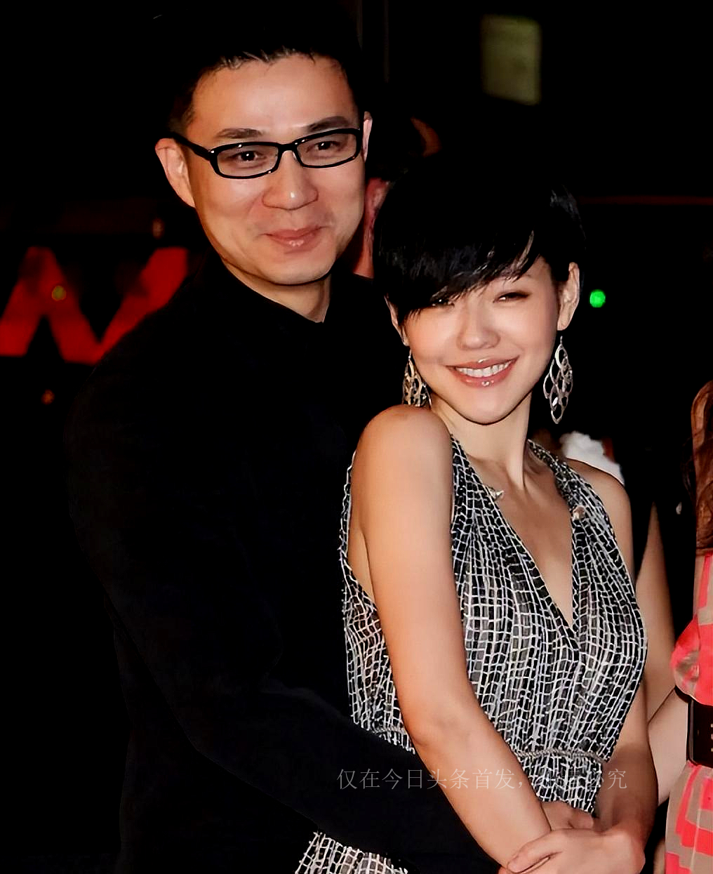 In the "dispute" between Wang Xiaofei and Big S, only domestic violence ...