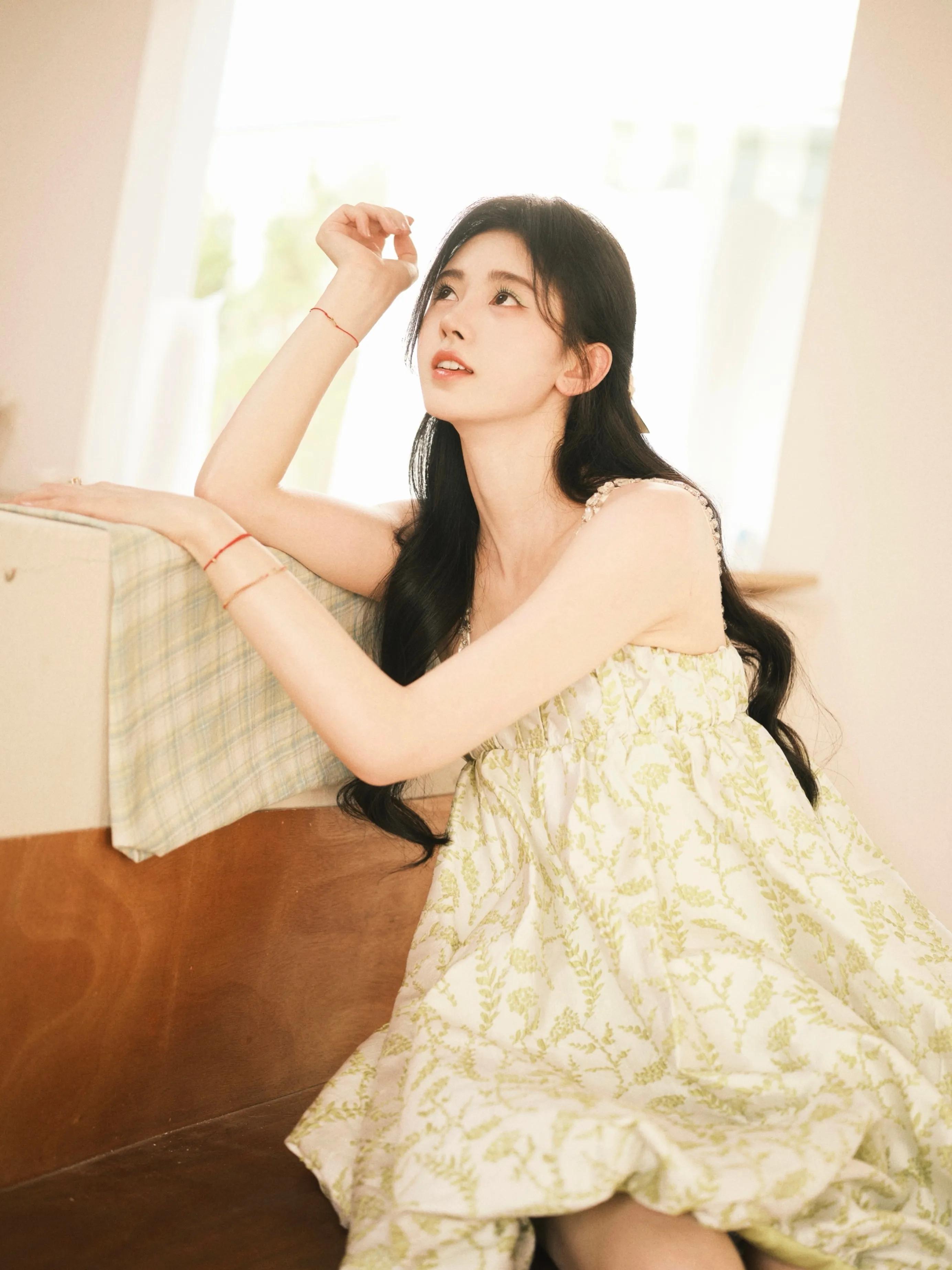 Ju Jingyi's beautiful pictures are shared, the most beautiful little Ju ...