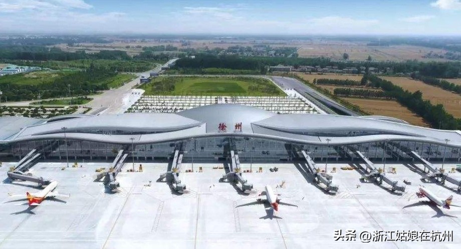 The clear water surrounds Suining, the elegant country charm, the ...