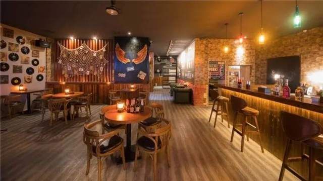 Day coffee and night wine, not only operating all the time - iNEWS