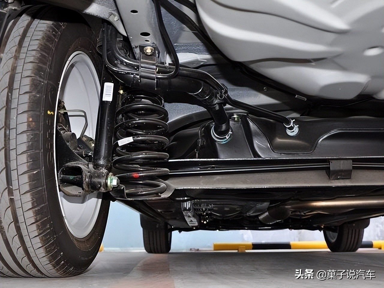 Should you buy a car with independent suspension or torsion beam ...