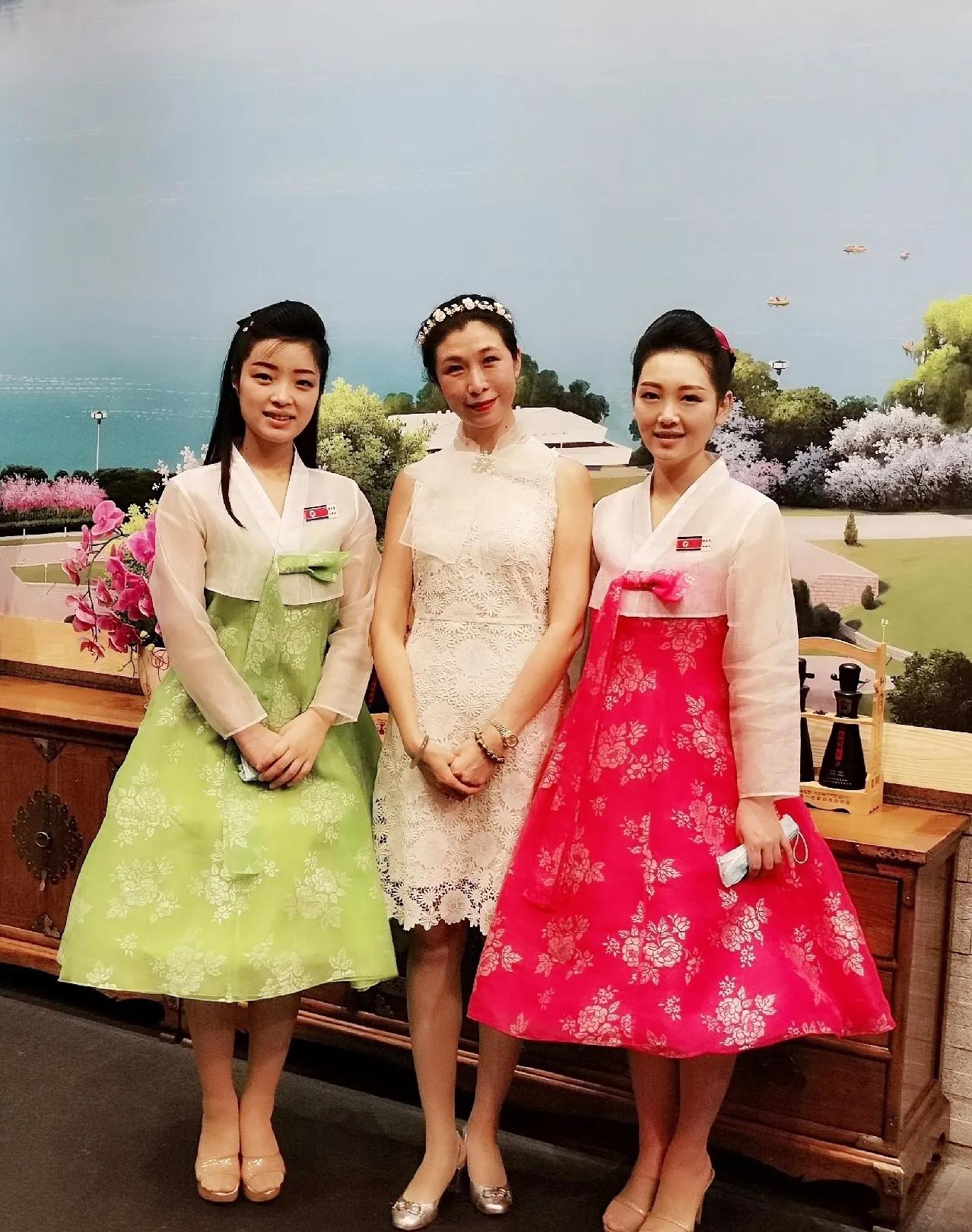 Daedong River ~ a restaurant with many beautiful waiters - iNEWS