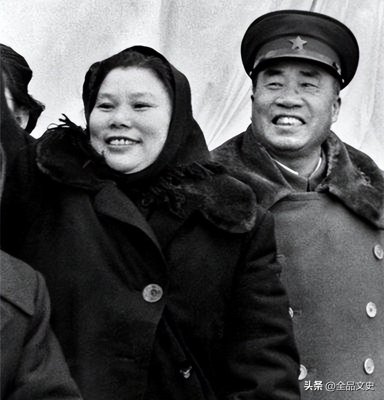 In 1962, Zhu De went to Jinggangshan again to visit Wang Zuo and Yuan ...