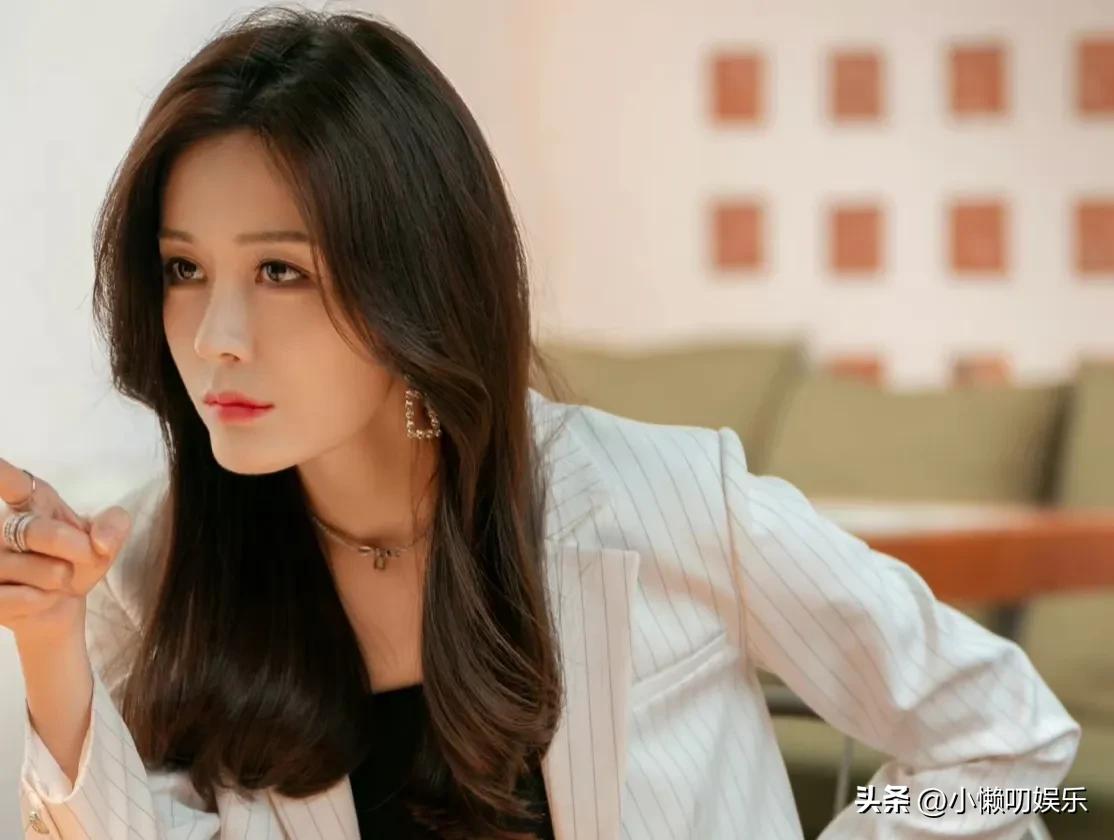 The 80/20 law of love: one push to the end!Qin Shi's fake marriage was ...