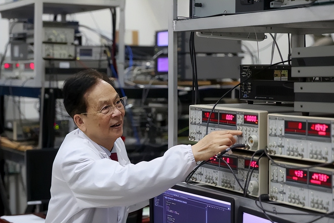 Huawei's new breakthrough, "no lithography chip" has become a reality ...