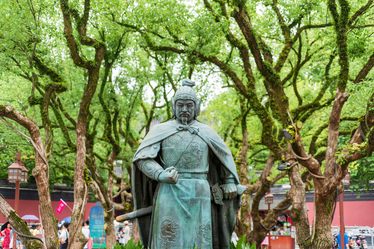 You are the boss, but what can you do with me, Qin Hui, a kneeling and ...