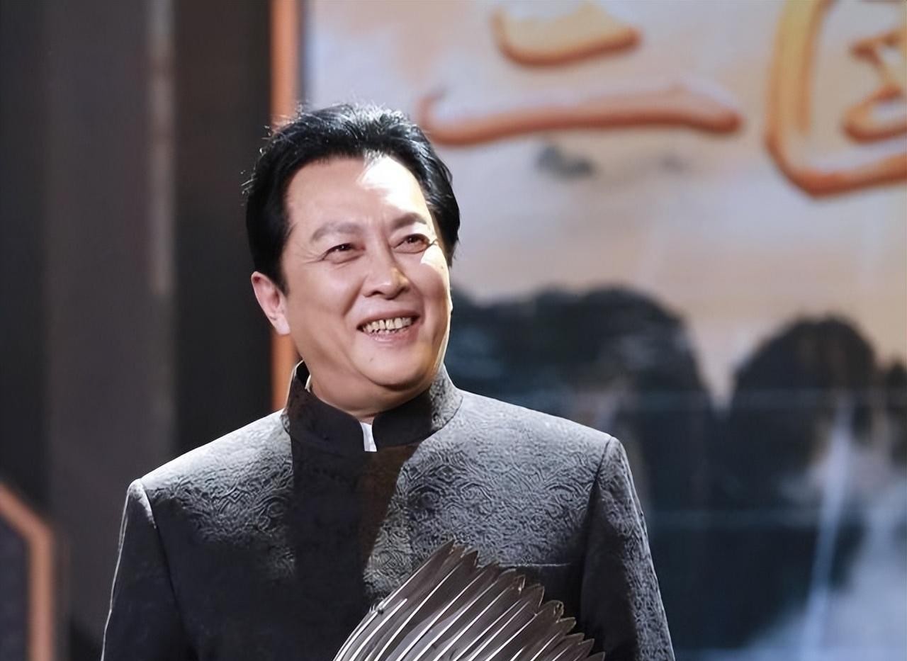 Da Shichang worked for 61 years without buying a car. He didn't live in ...