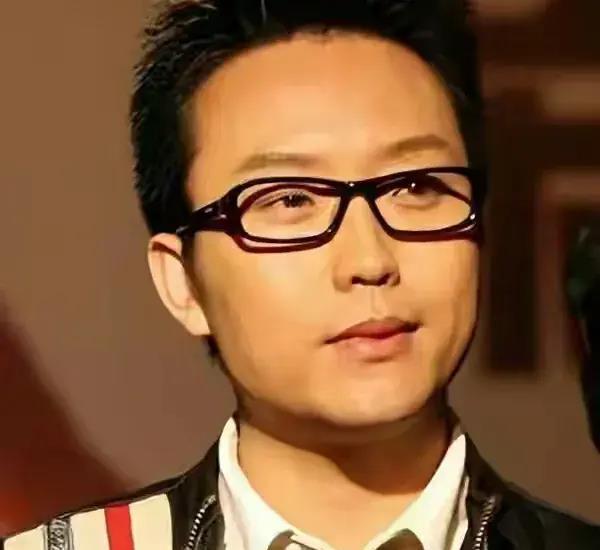 Li Yugang: The story behind committing suicide by jumping into the river - iMedia