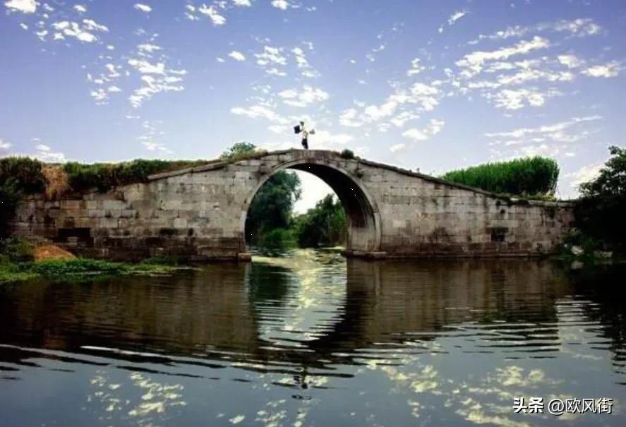 Walk into Yixing Yangxiang Old Street and feel the ancient charm of ...