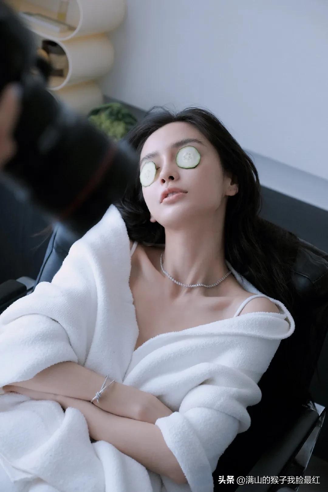 Full of leisure and comfort angelababy - iNEWS