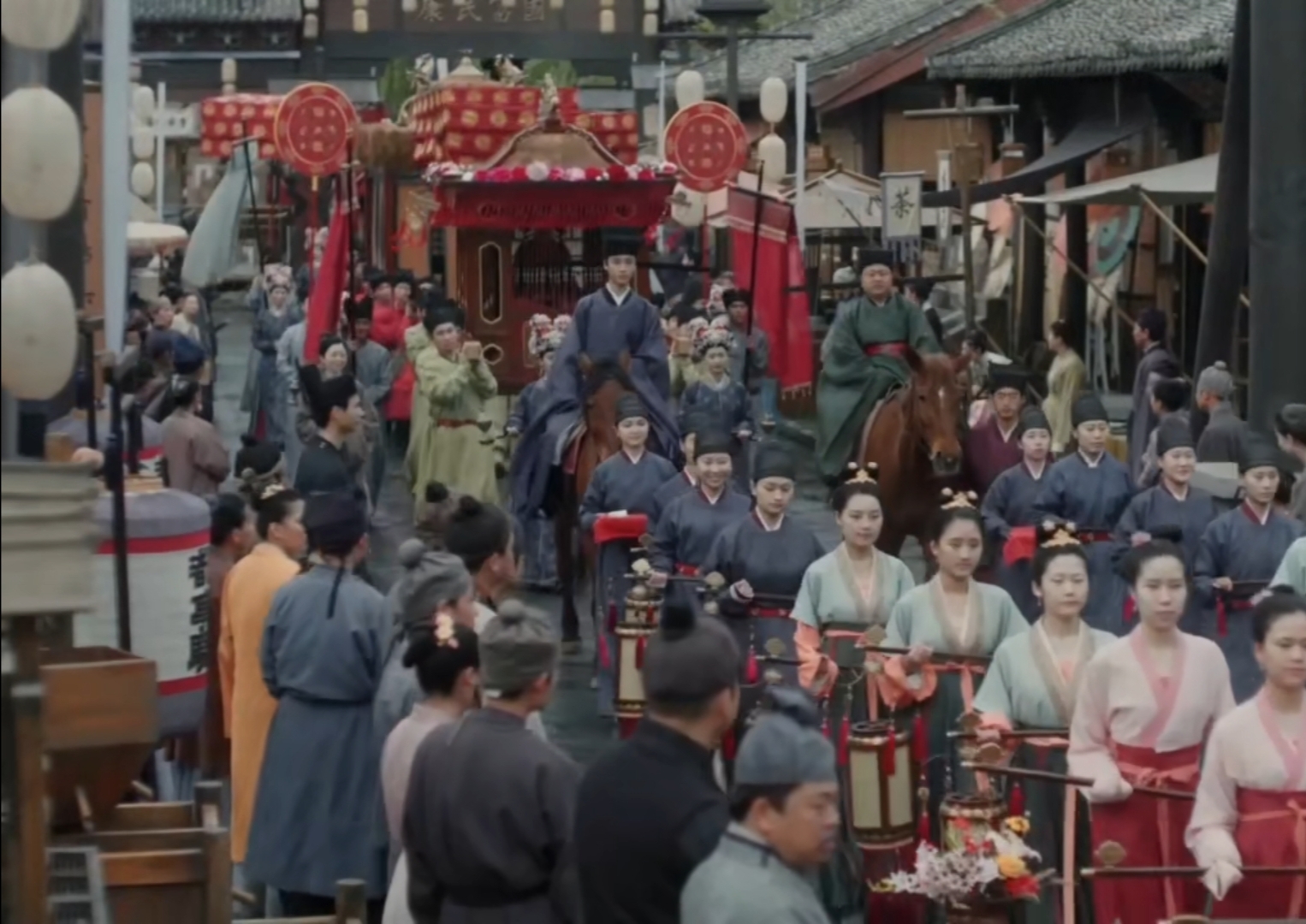 How to wear a costume wedding?Was the Tang Dynasty really popular?How ...