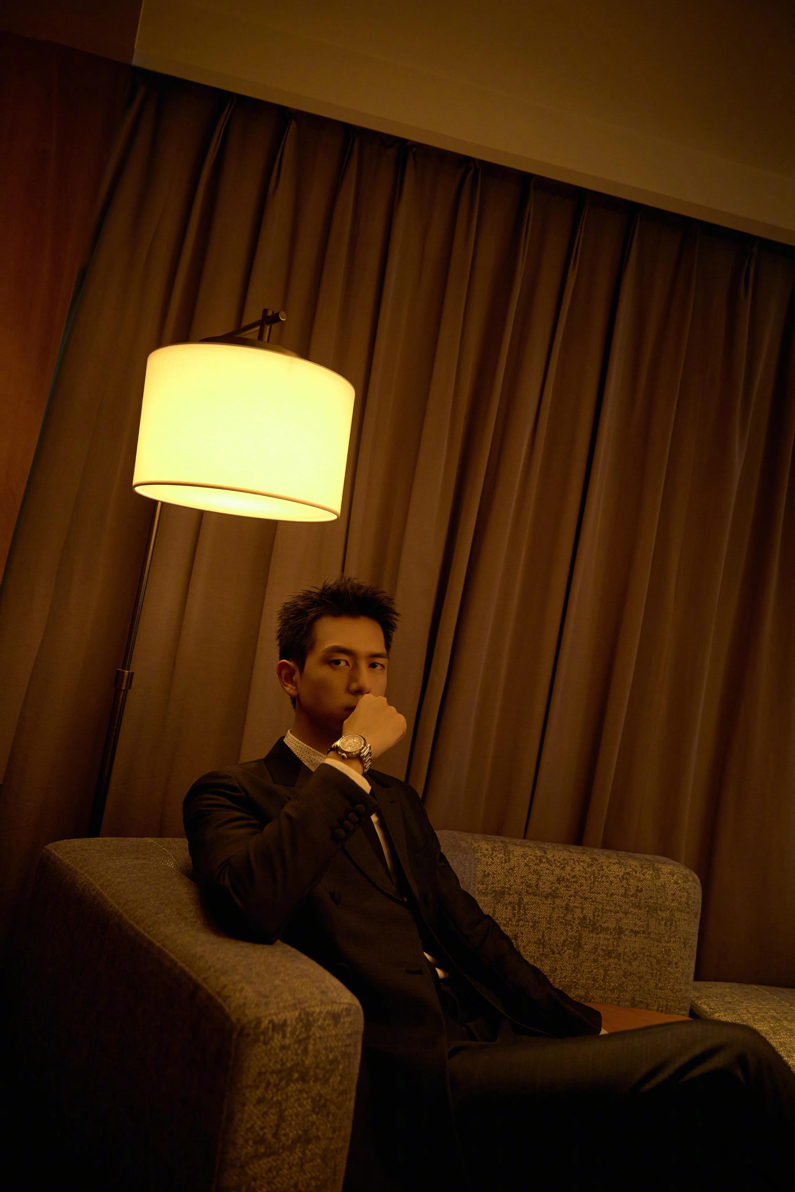 Li Xian's physique is quite superior, and Li Xian, who is upright ...