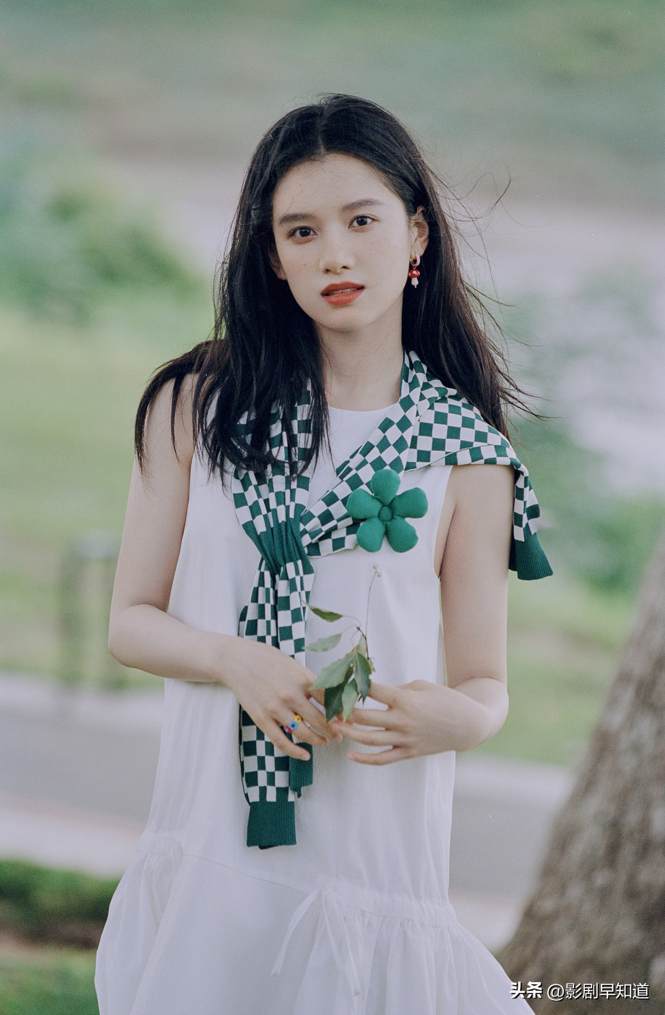 "He Came From the Fire" starts, Huang Jingyu plays the role of ...