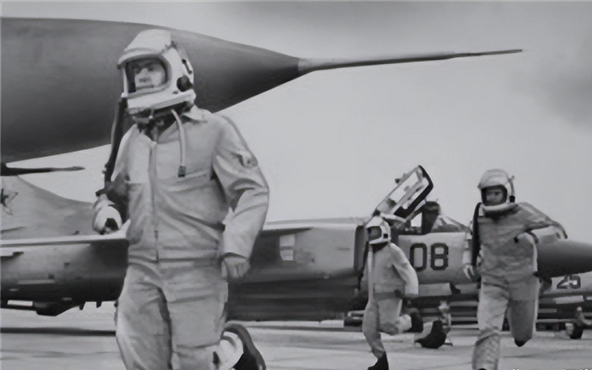 In 1974, the American reconnaissance balloon floated from the Soviet ...