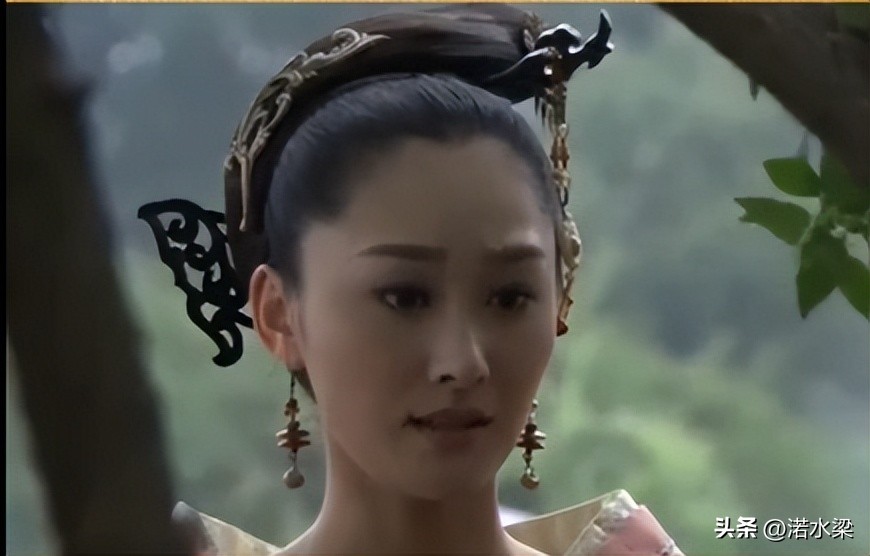 Ding Ji, biological mother of Liu Xin, Emperor Ai of the Han Dynasty ...