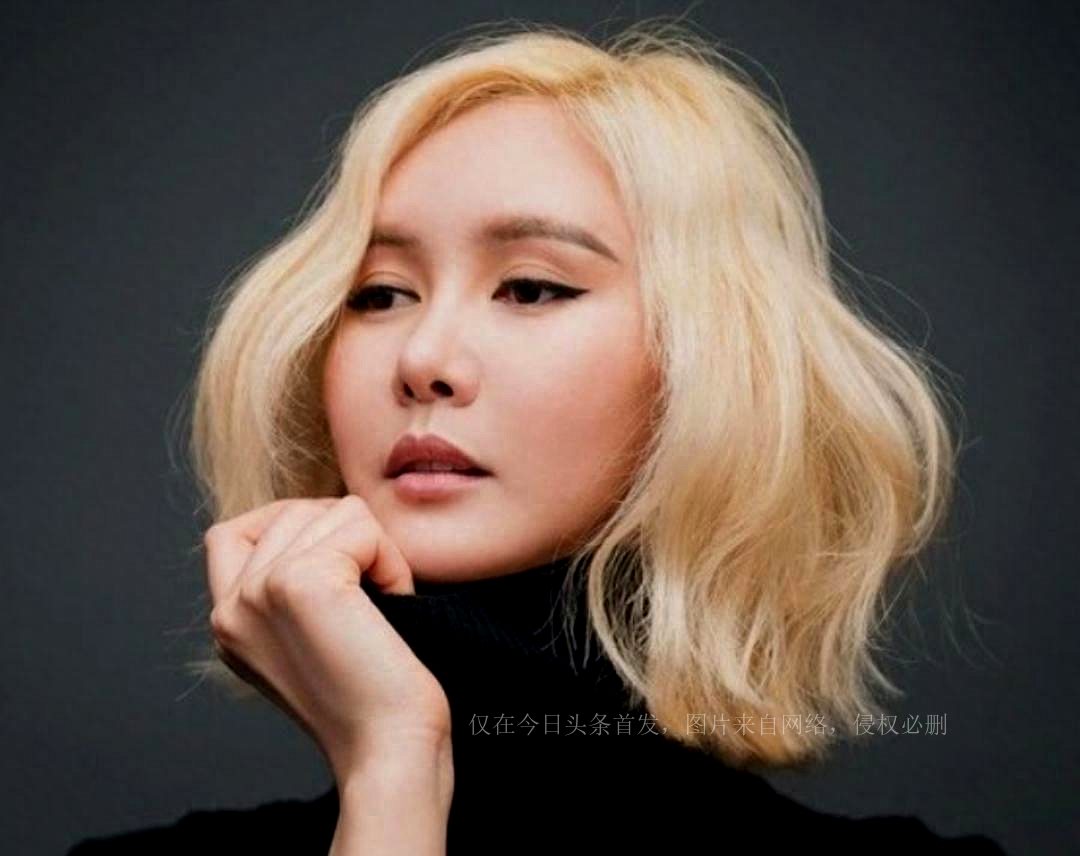South Korea's first supermodel passed away at the age of 43. She had ...