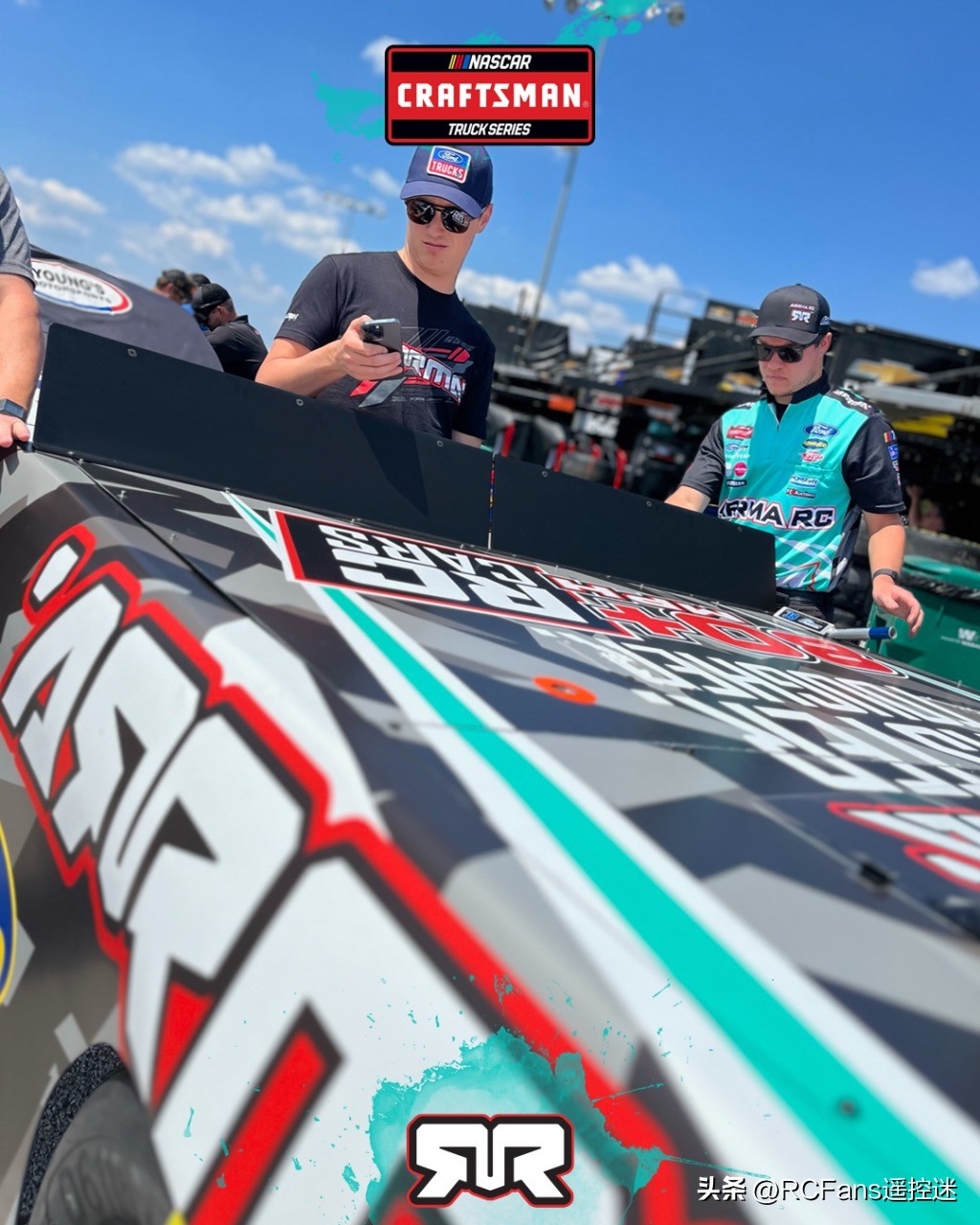 ARRMA NASCAR Race Car Body - iNEWS