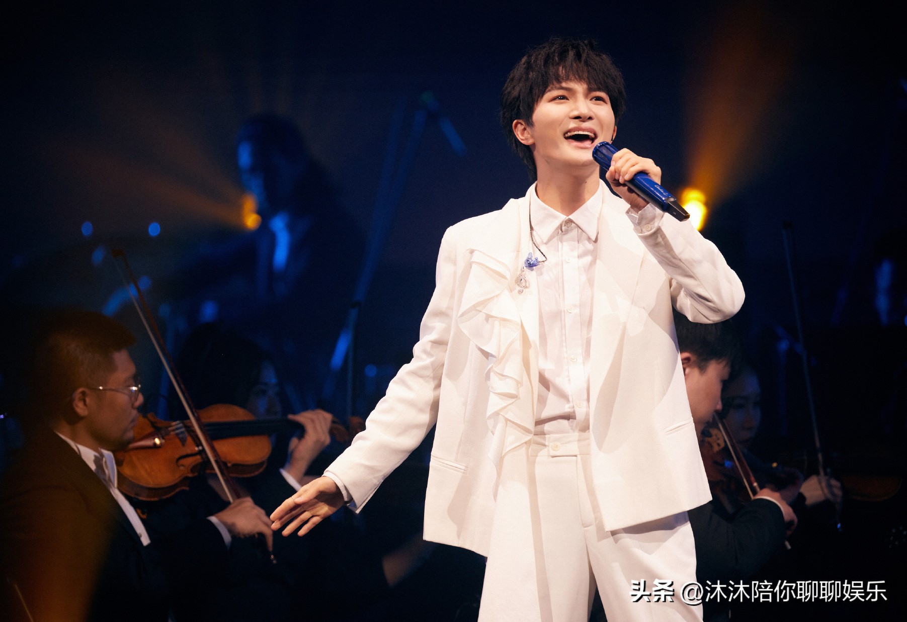 It's finally official! Zhou Shen confirmed to join the 8:00 p.m ...