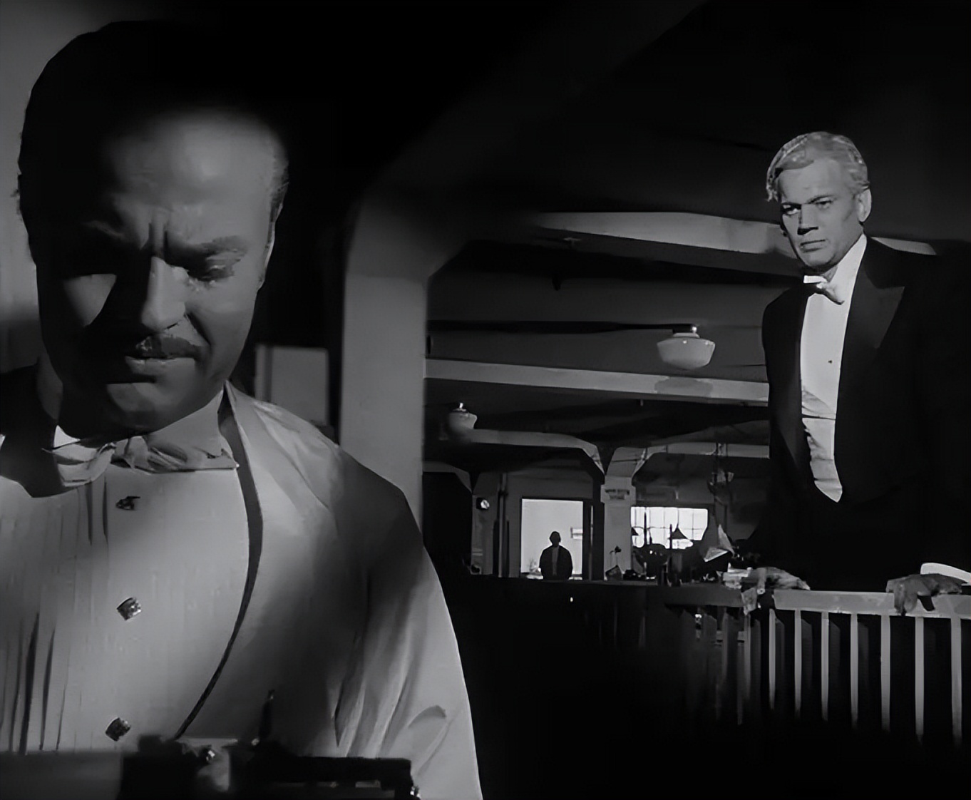 Absolutely not to be missed, known as the pioneering work of film art ...