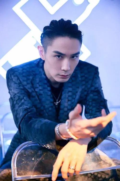 This time, Li Chengxuan became popular again, not because of his wife ...