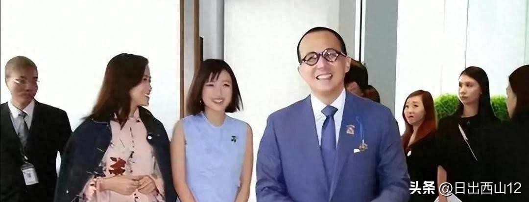 Original Liang Luo Shisha and Li Zekai went for a morning run. Li Zekai ...