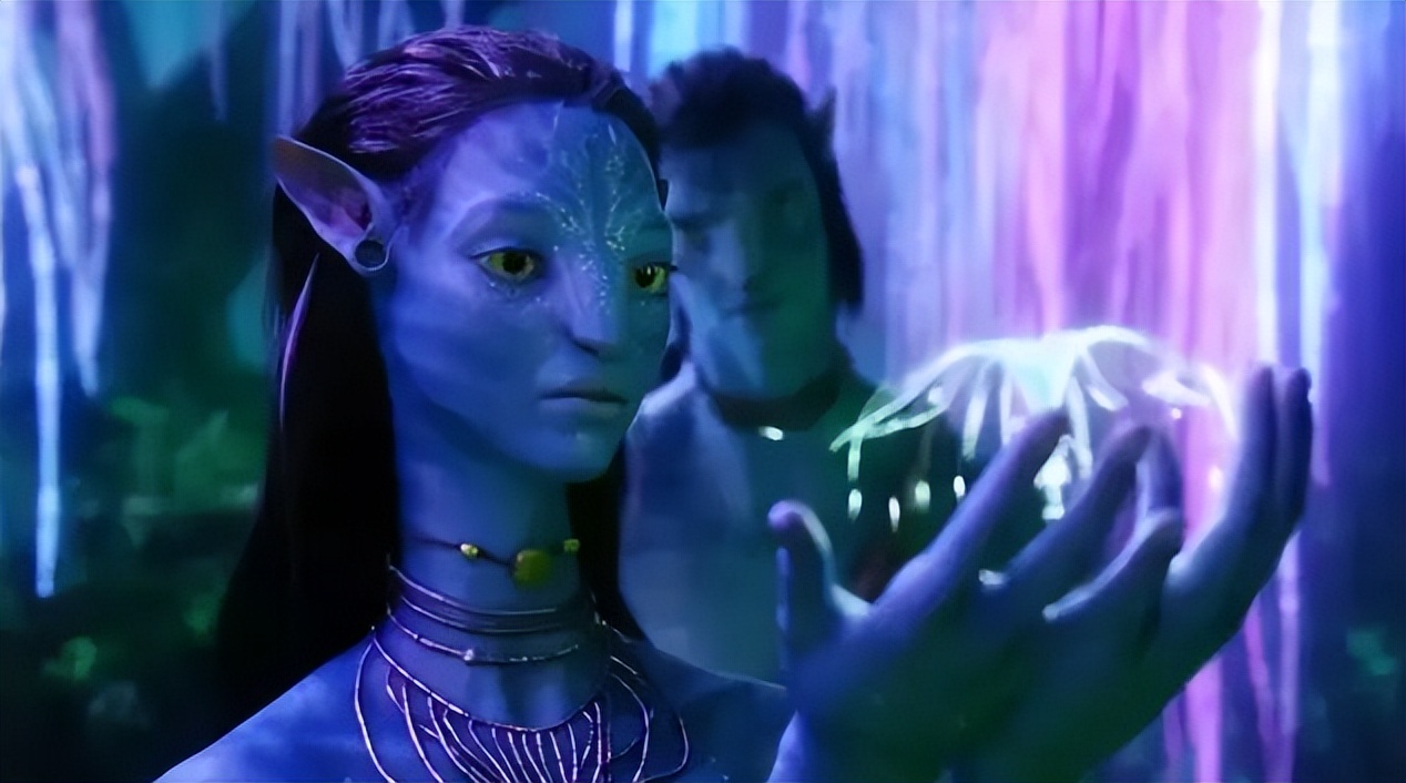 Why does the Hollywood sci-fi masterpiece "Avatar" lead the film with ...