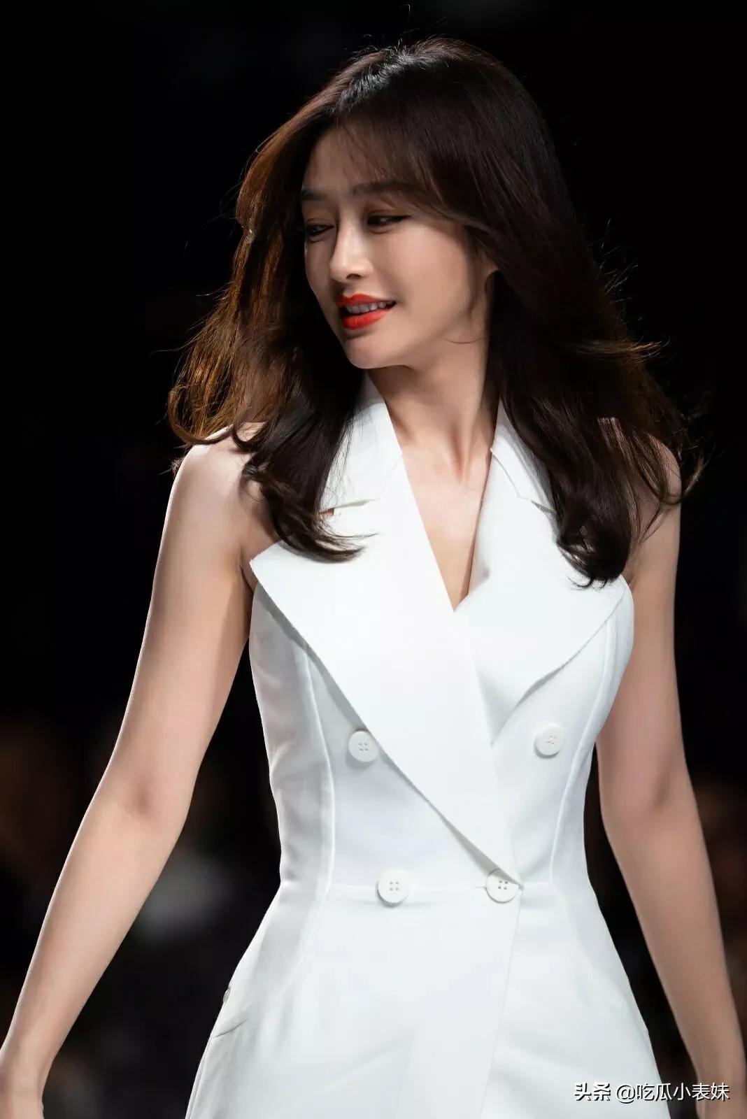 Qin Lan has exquisite features and a soft temperament - iNEWS