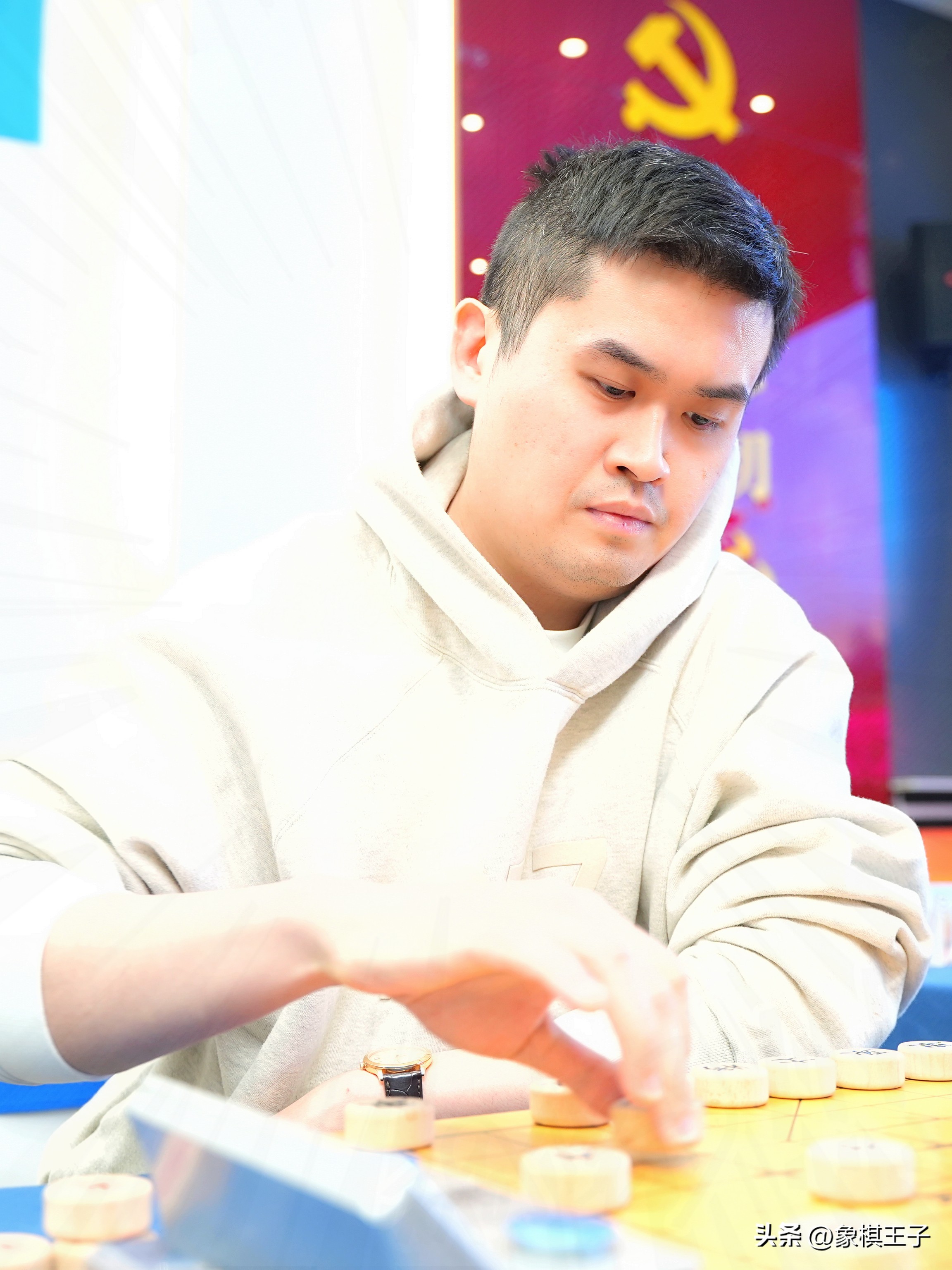 Wang Tianyi defeated Cao Yanlei in the semi-final of blitz chess and ...