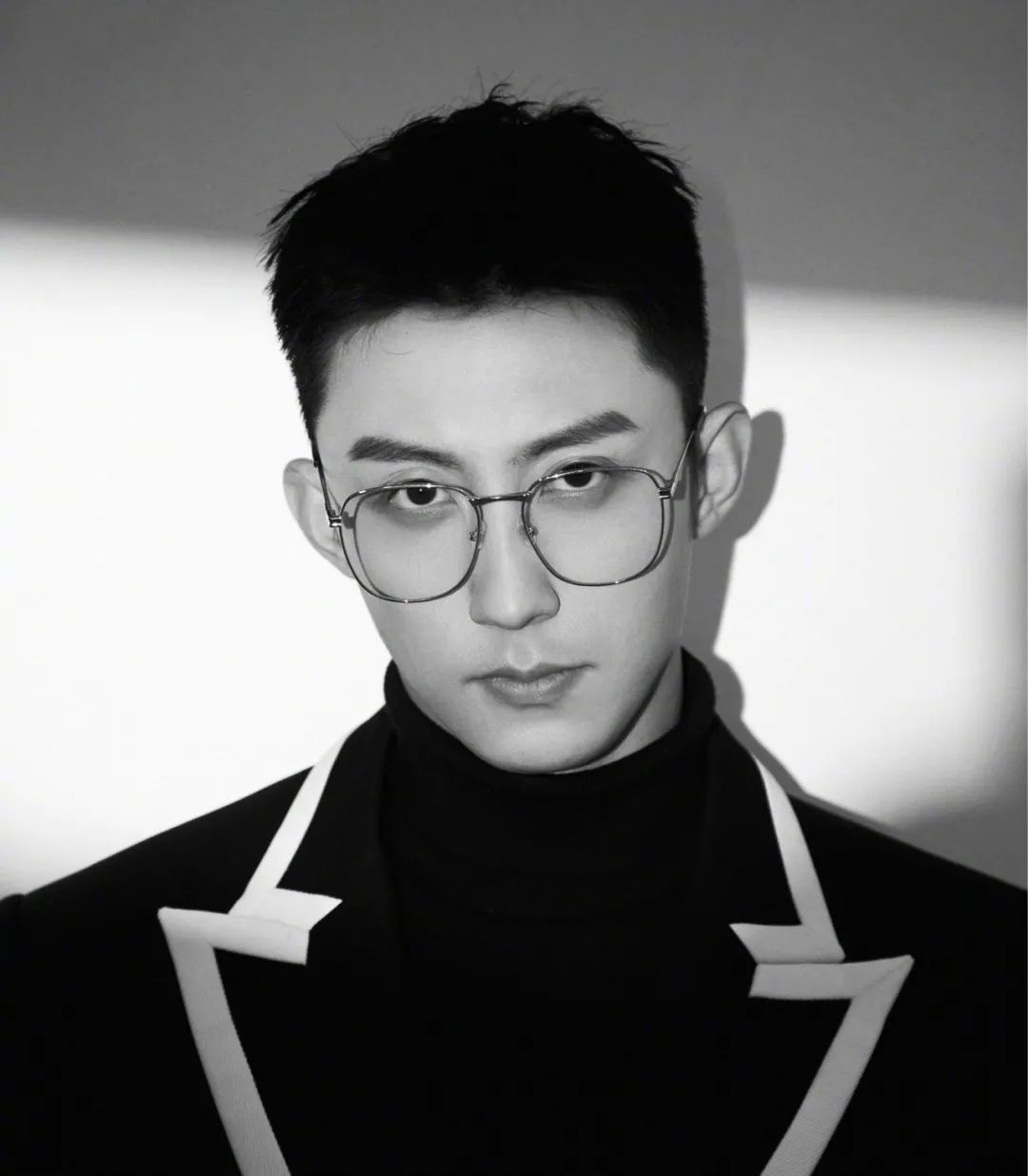 Little Gossip, Yi Yang Qianxi, Huang Jingyu, Xu Weizhou, Di Lieba, Tan Jianci, Chen Zheyuan - iNEWS