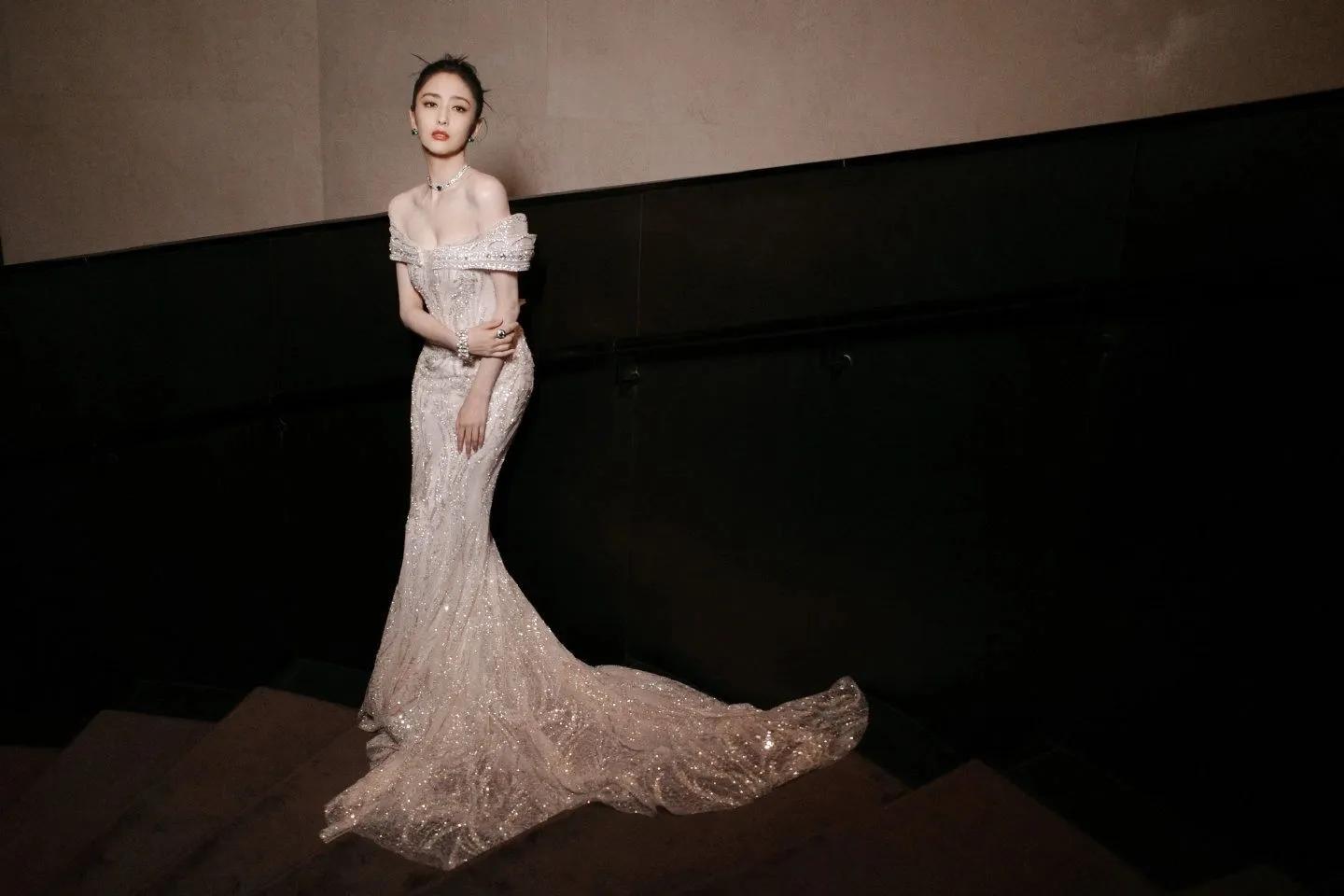 Beauty Atlas 133 - iNEWS