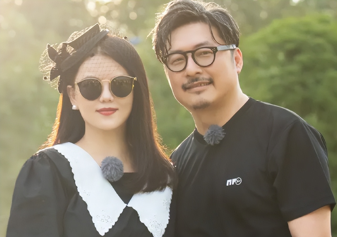 Li Xiang and Wang Yuelun were exposed on the streets of the UK!Holding ...