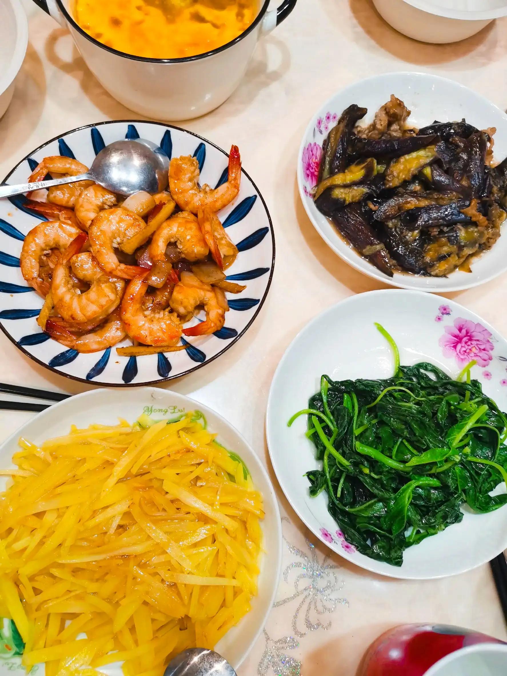 The smell of fireworks in the world is the most soothing to the hearts ...