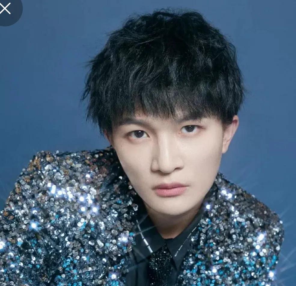 From "grassroots" to "top class", what does Zhou Shen's story tell us ...