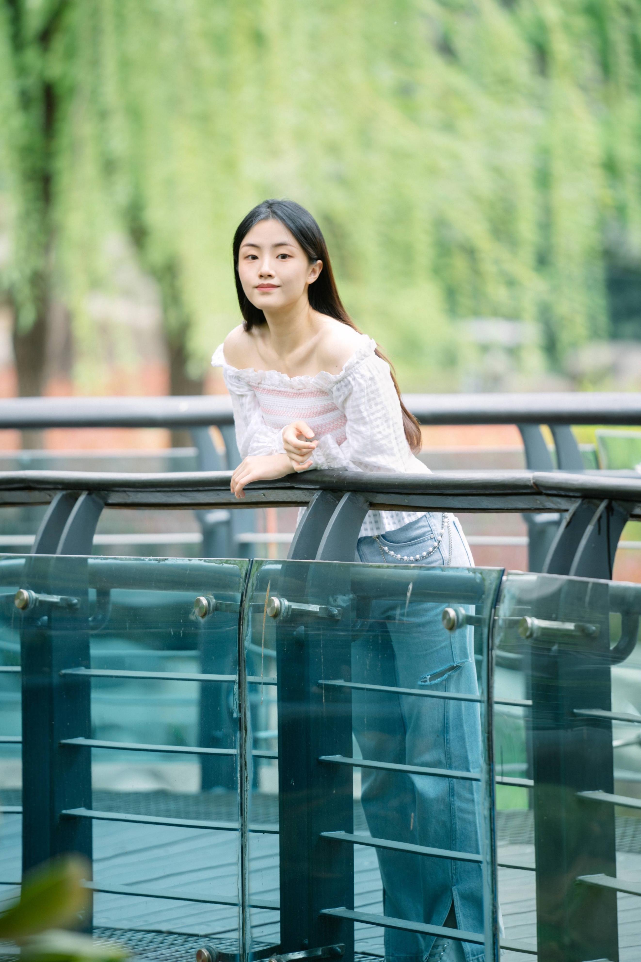 Healing female voice Guo Qin tells the tenderness of "The First Spring ...