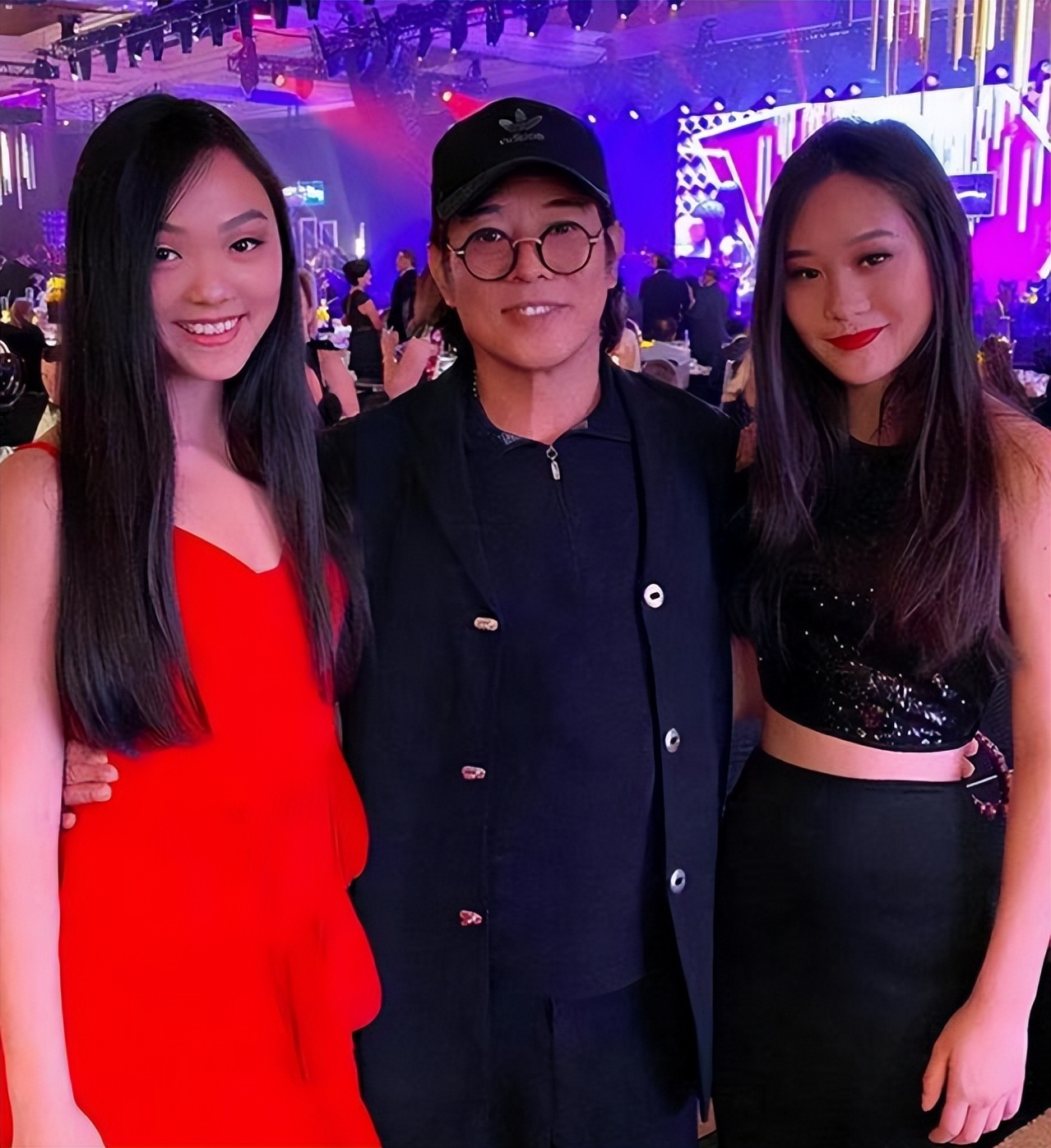 Is Jet Li really happy after marrying Li Zhi? Just look at the current ...