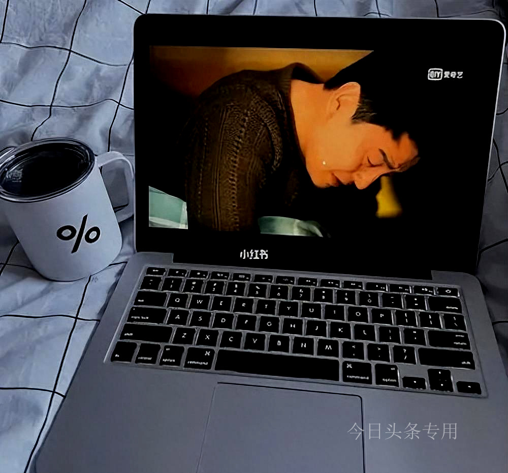 Take a look at the "laughing and crying" gang scenes, each of which has ...