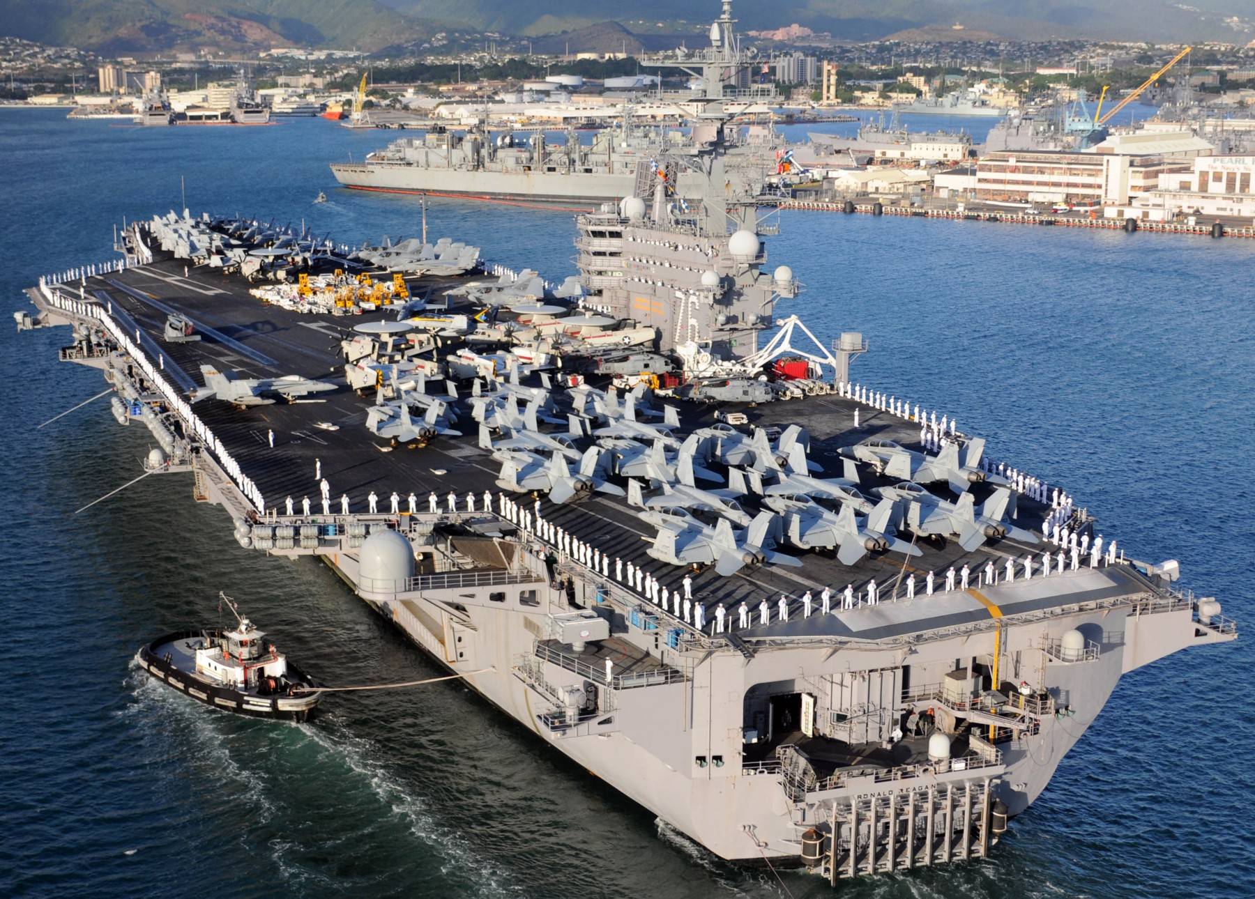 The key to the development of the navy-carrier-based aircraft pilots ...