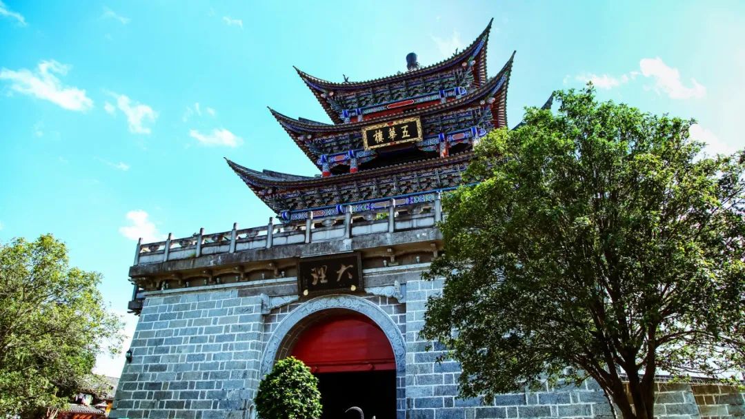 8 pairs of "swearing" couplets, without a single dirty word, scolding ...