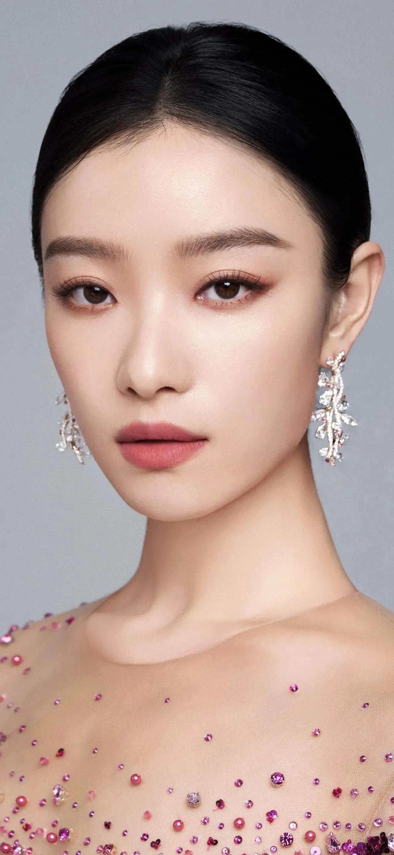 Temperament Goddess Ni Ni - iNEWS