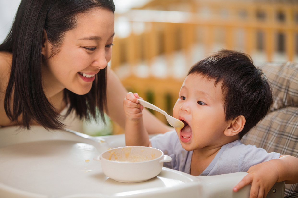 Using these 4 ways to give your baby rice noodles may be harassing the ...