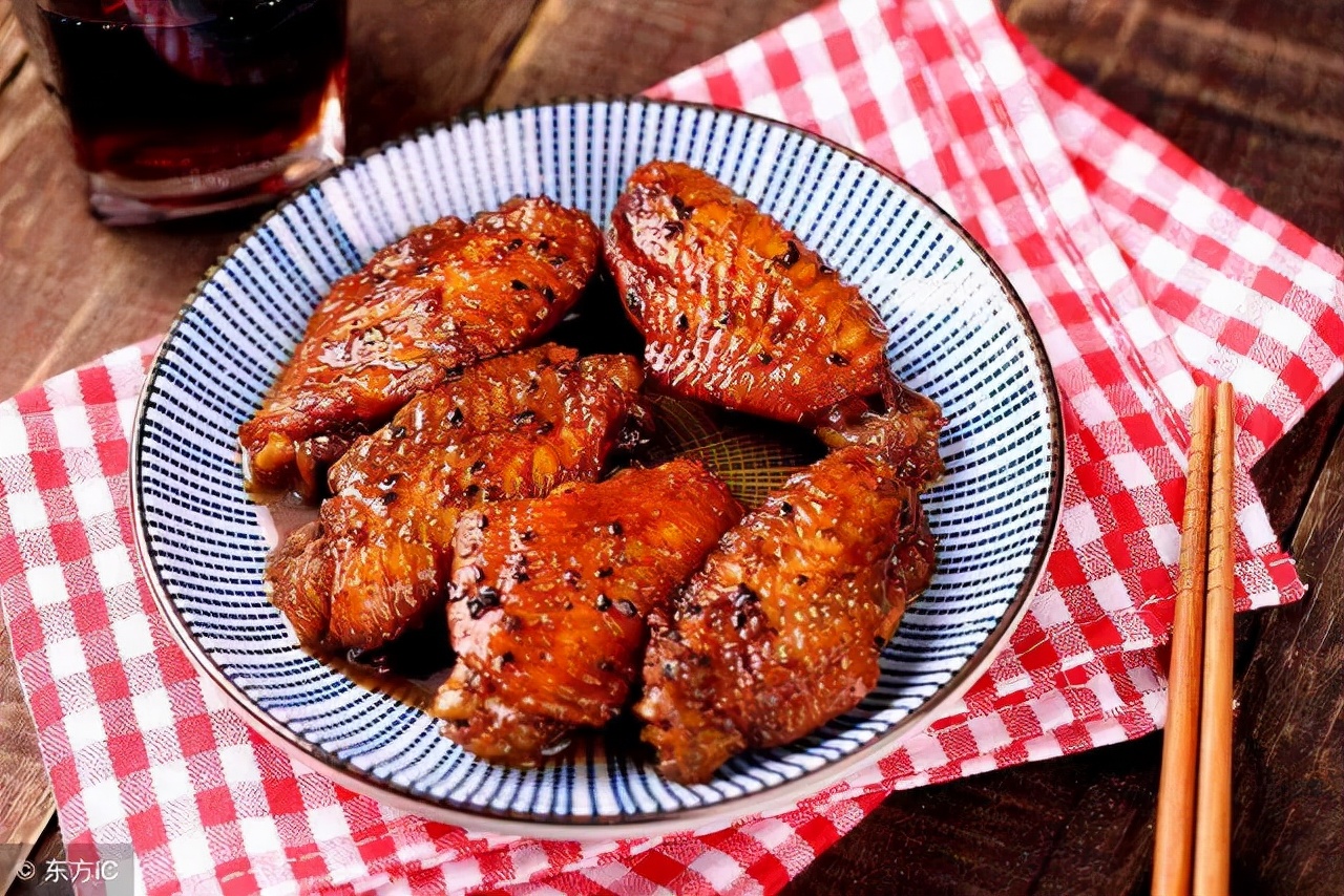 Venom: Chicken?That's what humans love - iNEWS