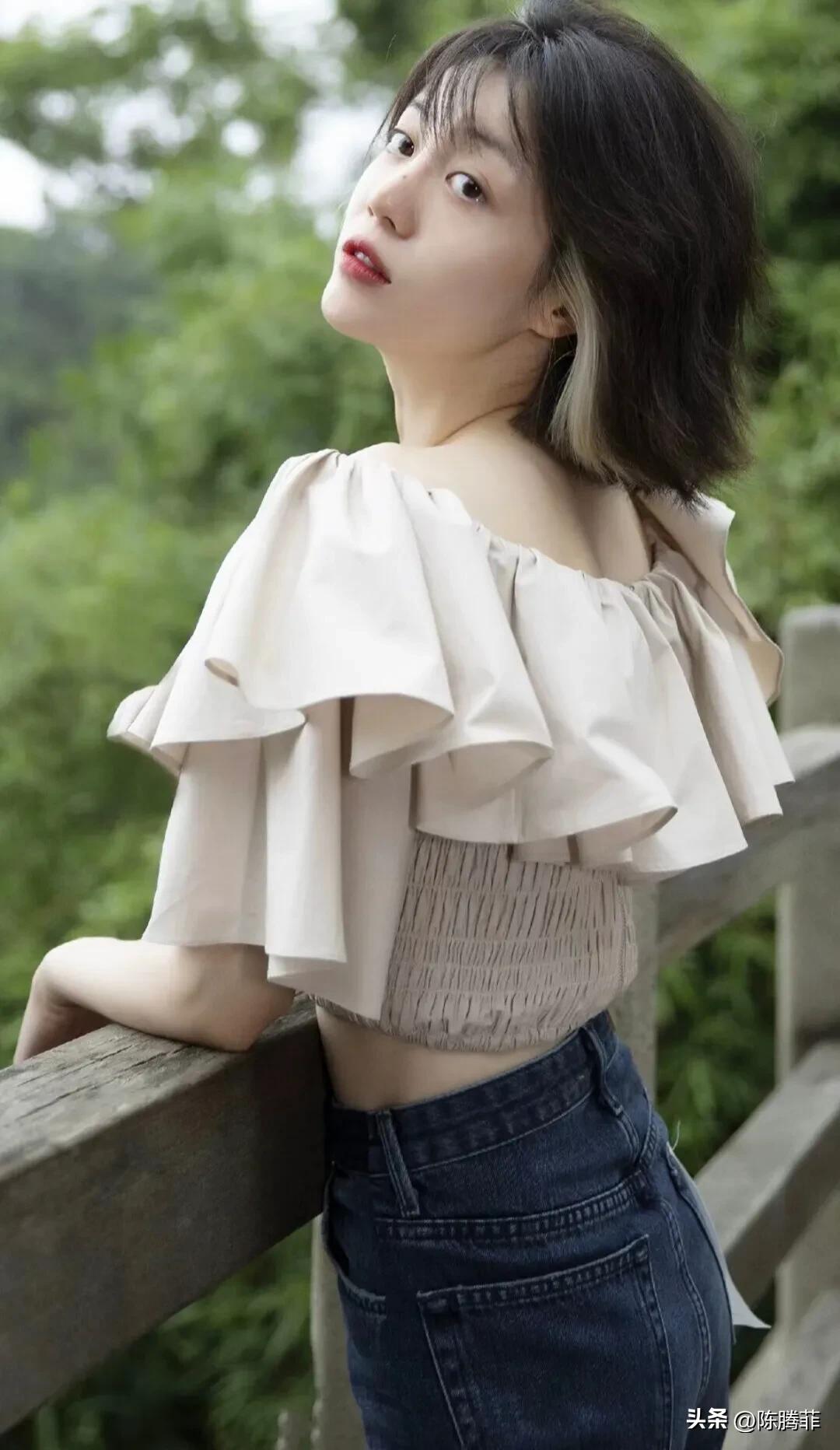 Li Xirui is beautiful and charming, full of fashion charm - iMedia