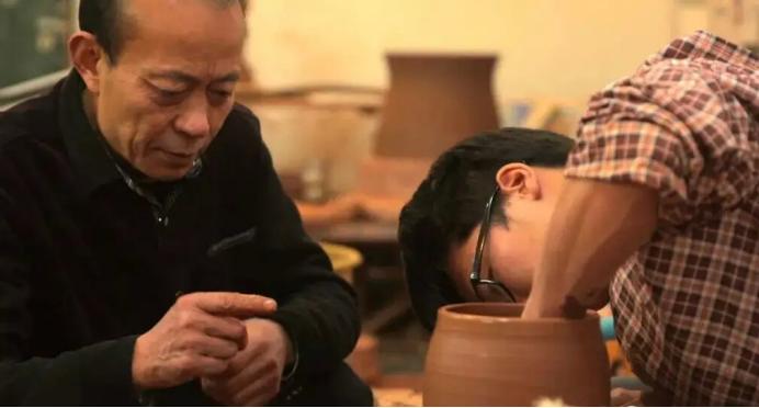 Pottery: Inheritance and Innovation of Rongchang Pottery - iNEWS