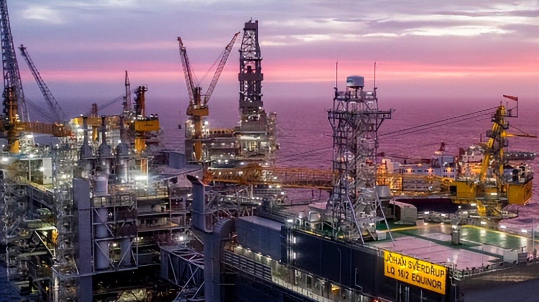 Transitioning from traditional mining methods to shale oil development ...