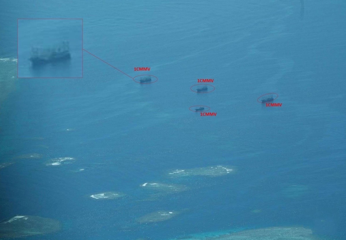 The Chinese fleet assembled at Xianbin Reef, and the South China Sea ...