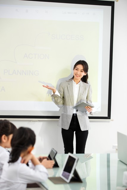 Why “The mother is diligent but the children are lazy or the mother is ...